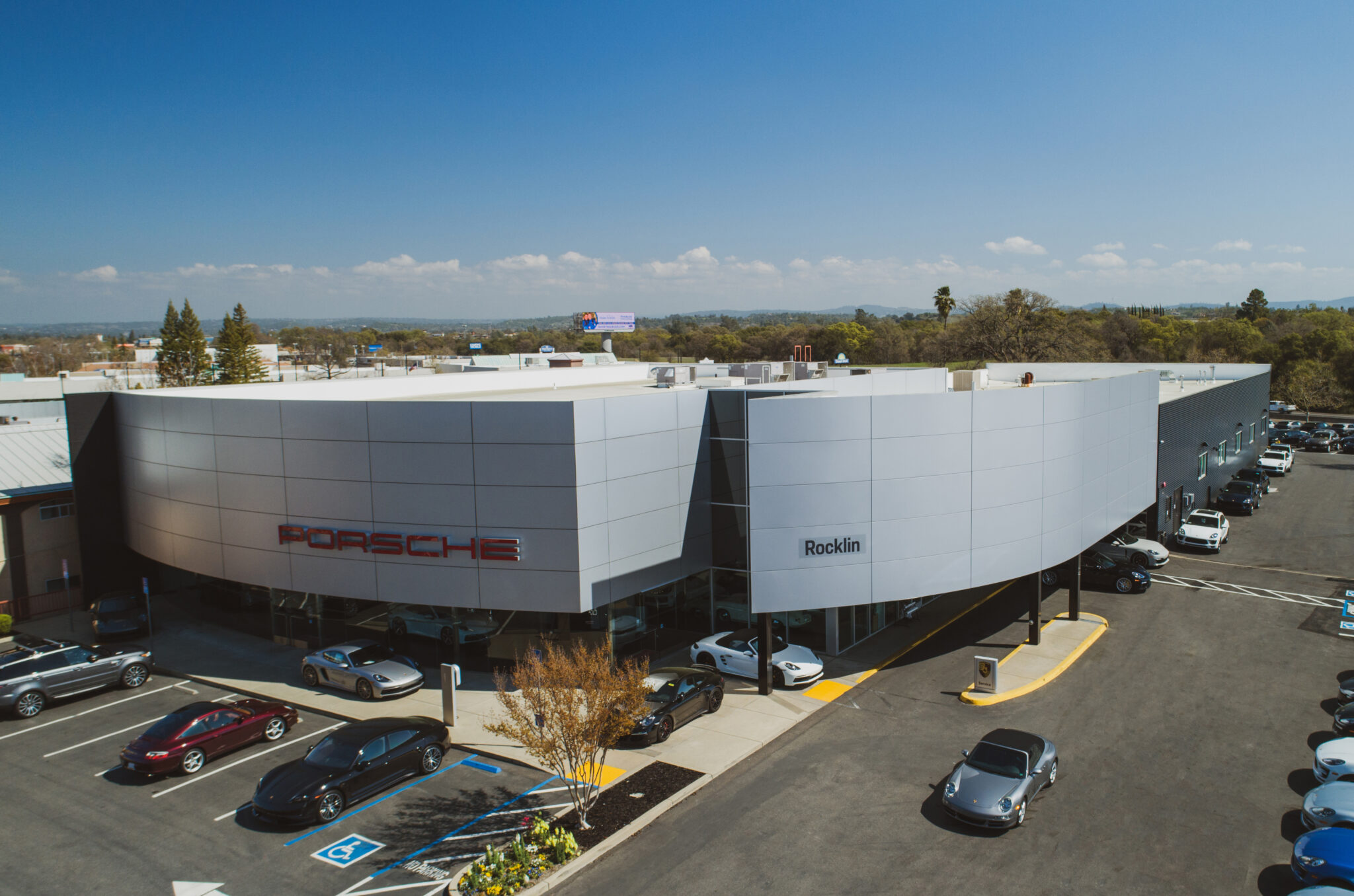 Metal Wall Panels | Kodiak Roofing